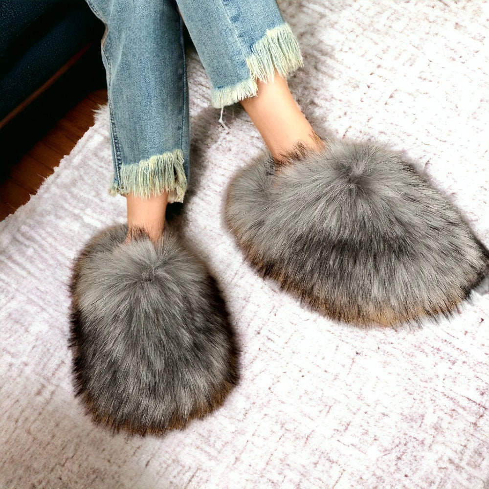 Faux Fox Fur Slippers Furry Slides for Her, Warm Sandals, Vegan Fox Fur ...