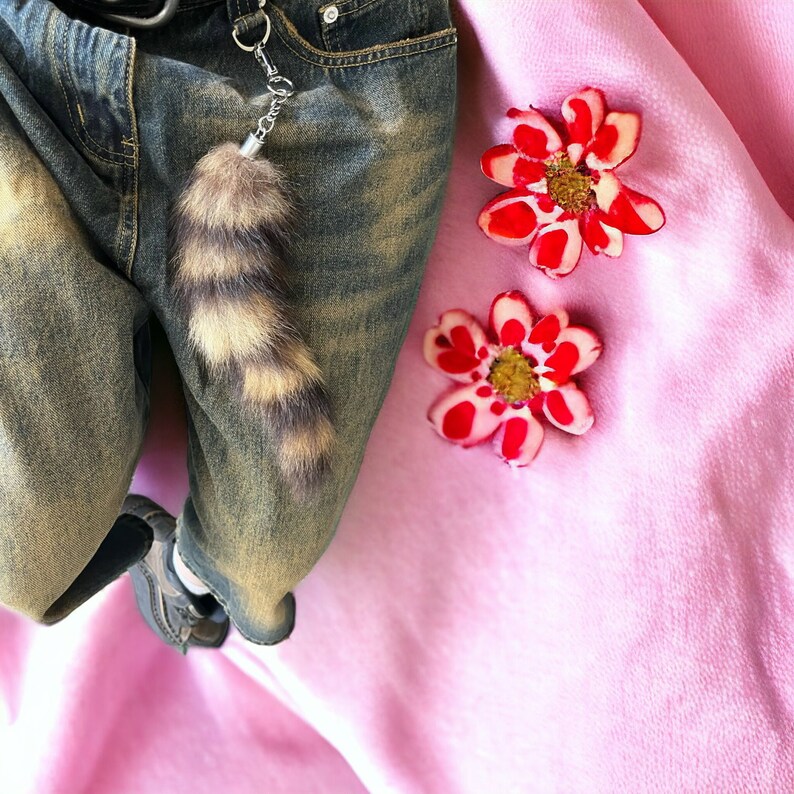 Fur Tail Keychain Y2K Keychain, Adorable Fox & Racoon Design, Y2K Jean ...