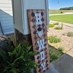 Wooden Highland Cow Howdy Western Porch Leaner Sign, Distressed Western ...
