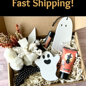 Halloween Ghost Gift Box Spooky Gift Basket for Her Halloween Care ...