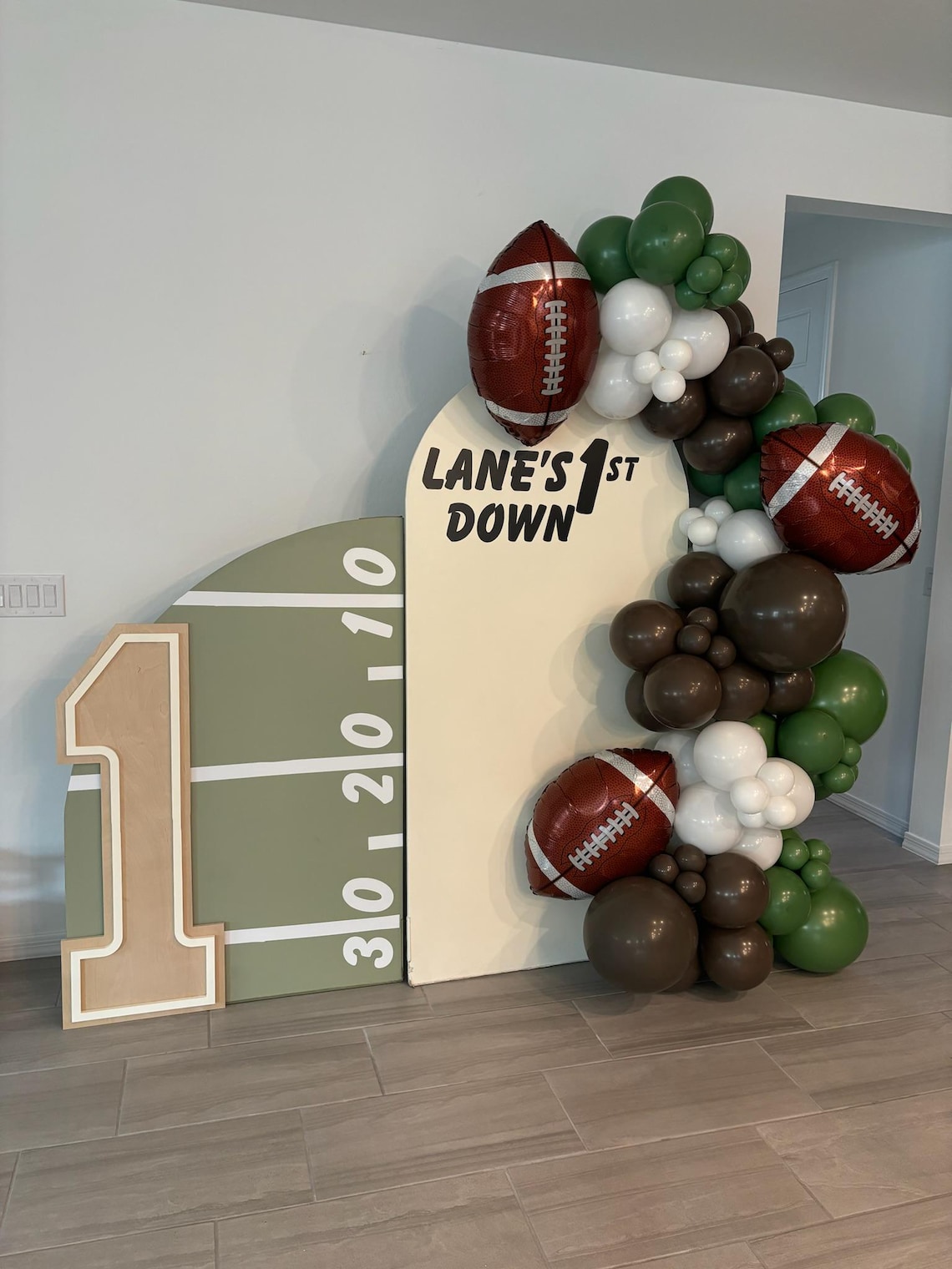 DIY Balloon Garland Kit - First Down! Football Theme First Birthday ...