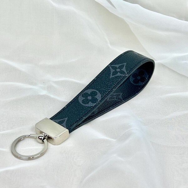 Wristlet Keychain - Etsy