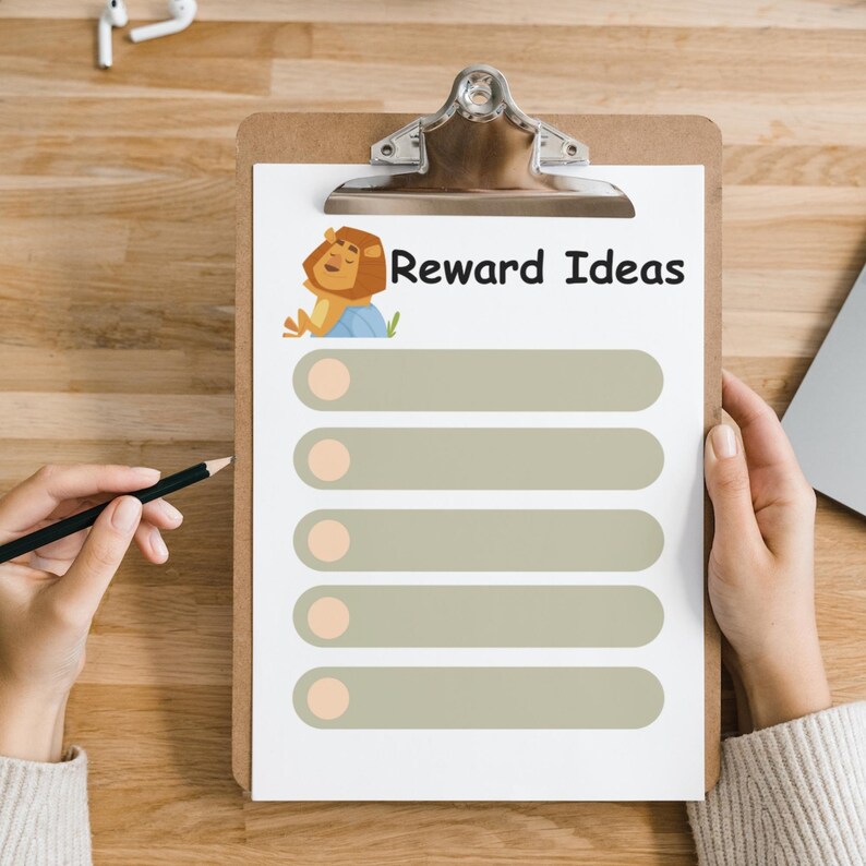 Jungle Animal Reward Chart for Kids With Printable Achievement Award ...