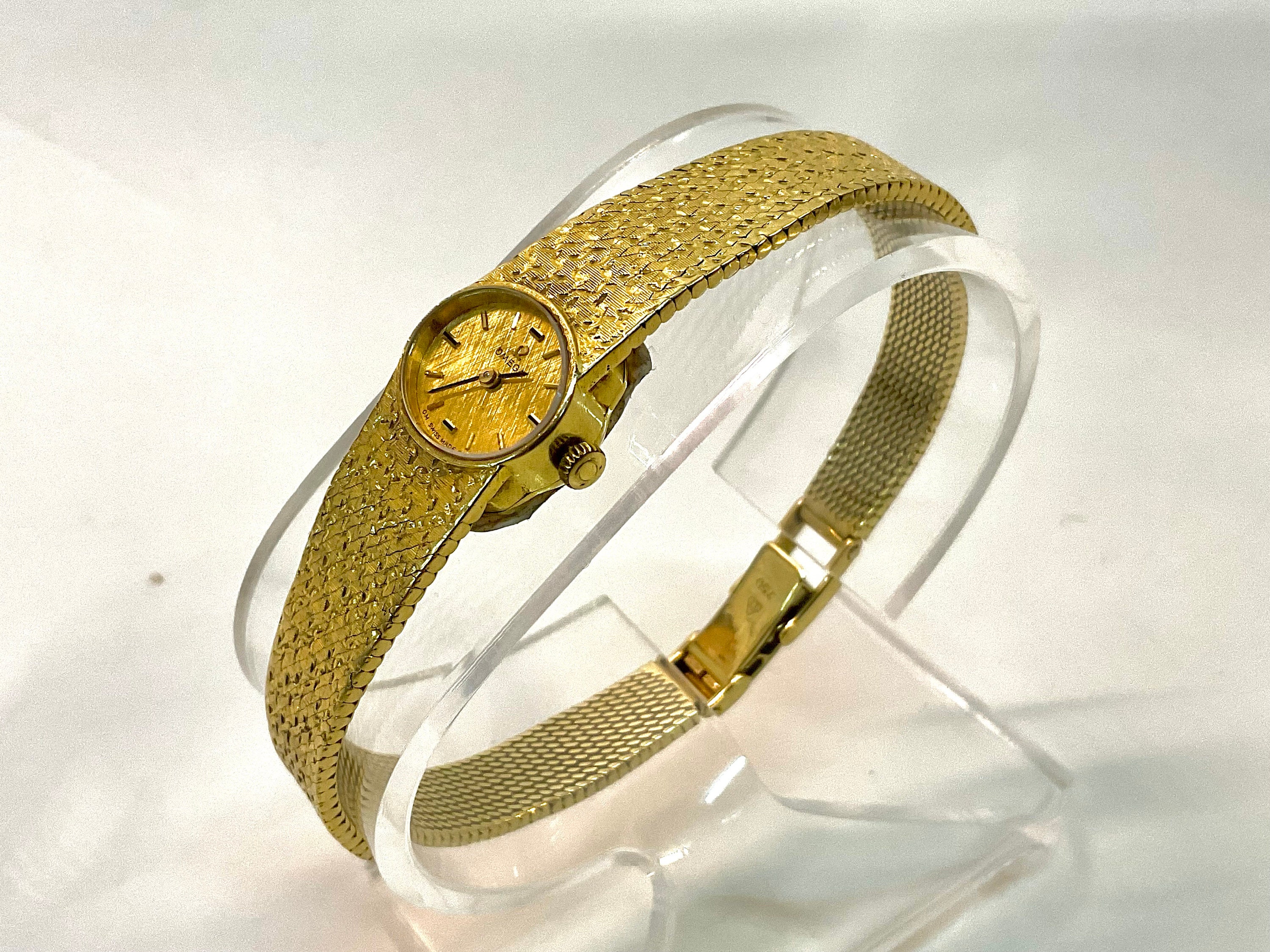 18k Solid Gold Omega Ladies Wristwatch - Etsy