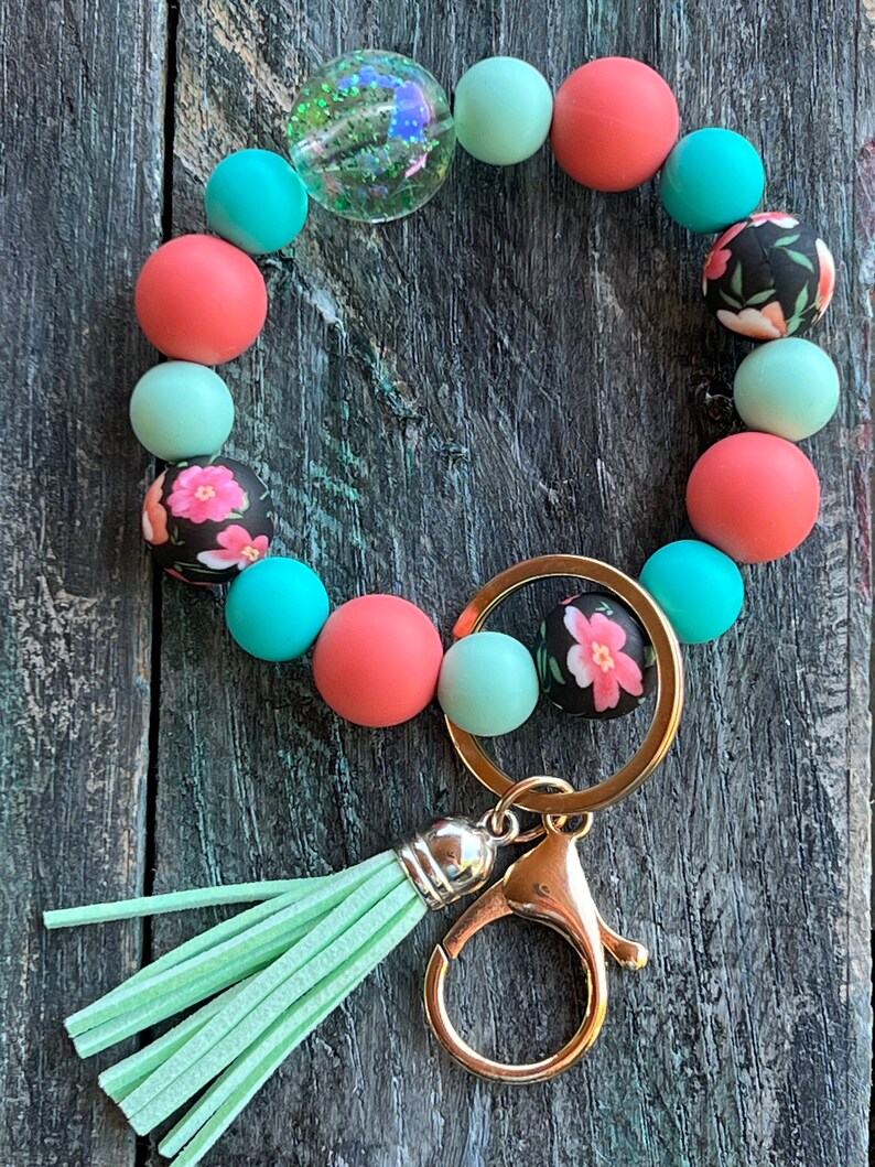 Beaded Wristlet Keychain, Custom Silicone Wood Bead Keyring - Etsy