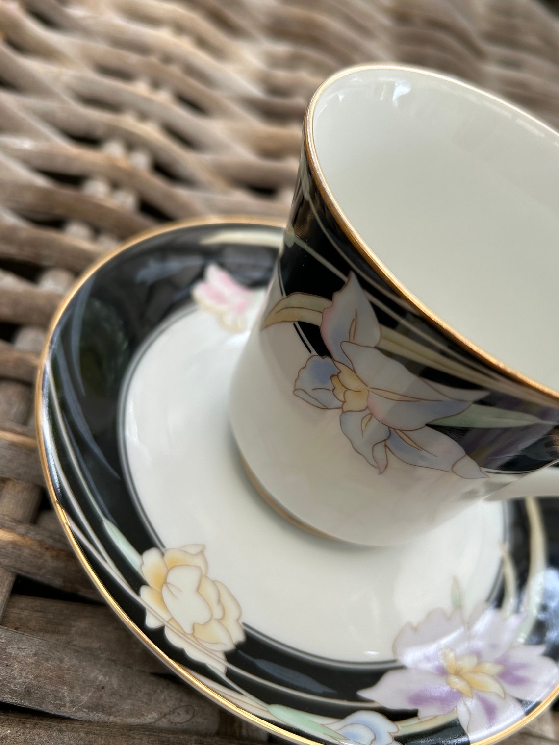 Mikasa Charisma Tea Cups Black Fine China Floral Design Made in Japan ...