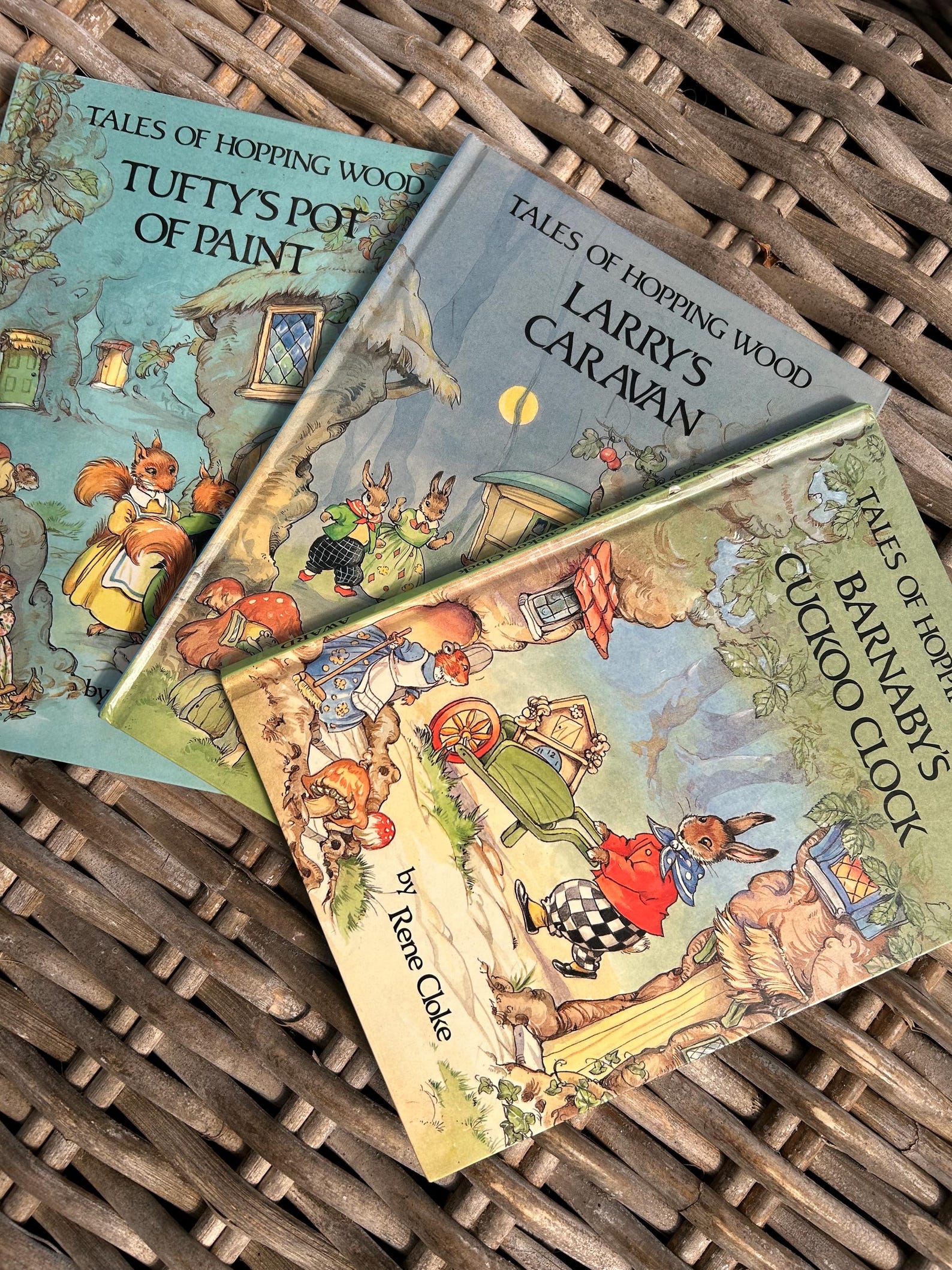 Tales of Hopping Wood | Rene Cloke | Vintage Books | Tufty's Pot of ...