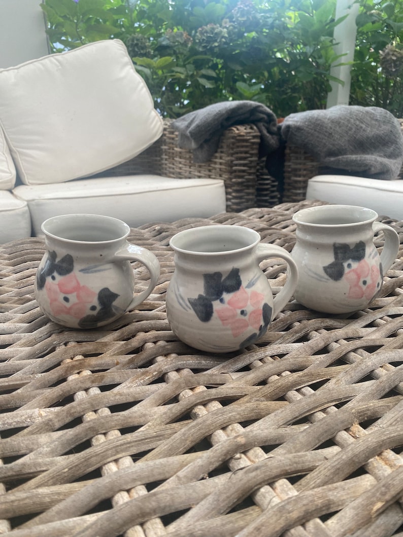 Handcrafted Ceramic 'hug Me' Mugs | Hand Painted Floral Design | Set of ...
