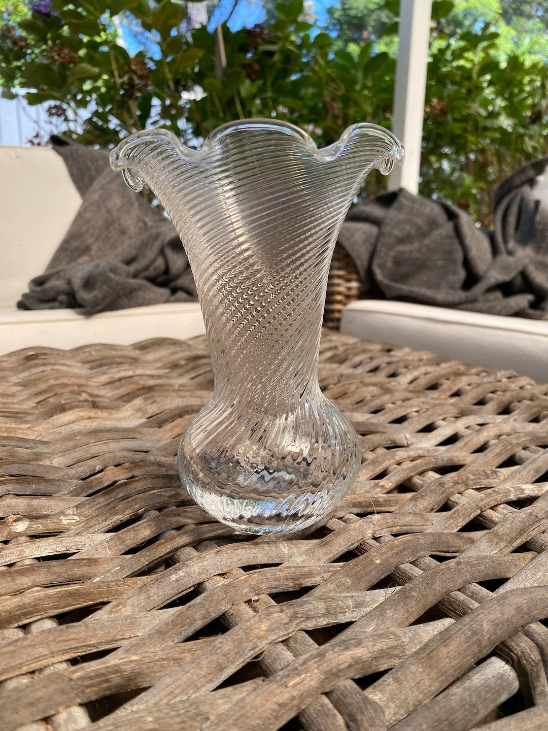 IVV Selezione Italian Art Glass Vase | Mouth-blown Swirl Design ...