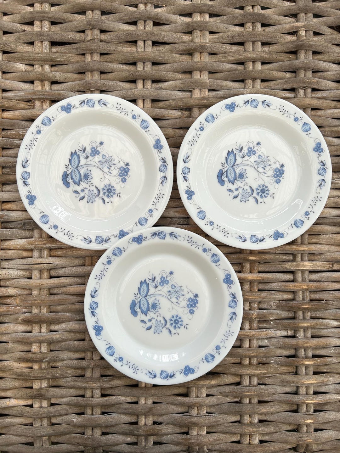 Vintage Arcopal “blue Onion” Opaline Milkglass | Salad Plates | Set of ...