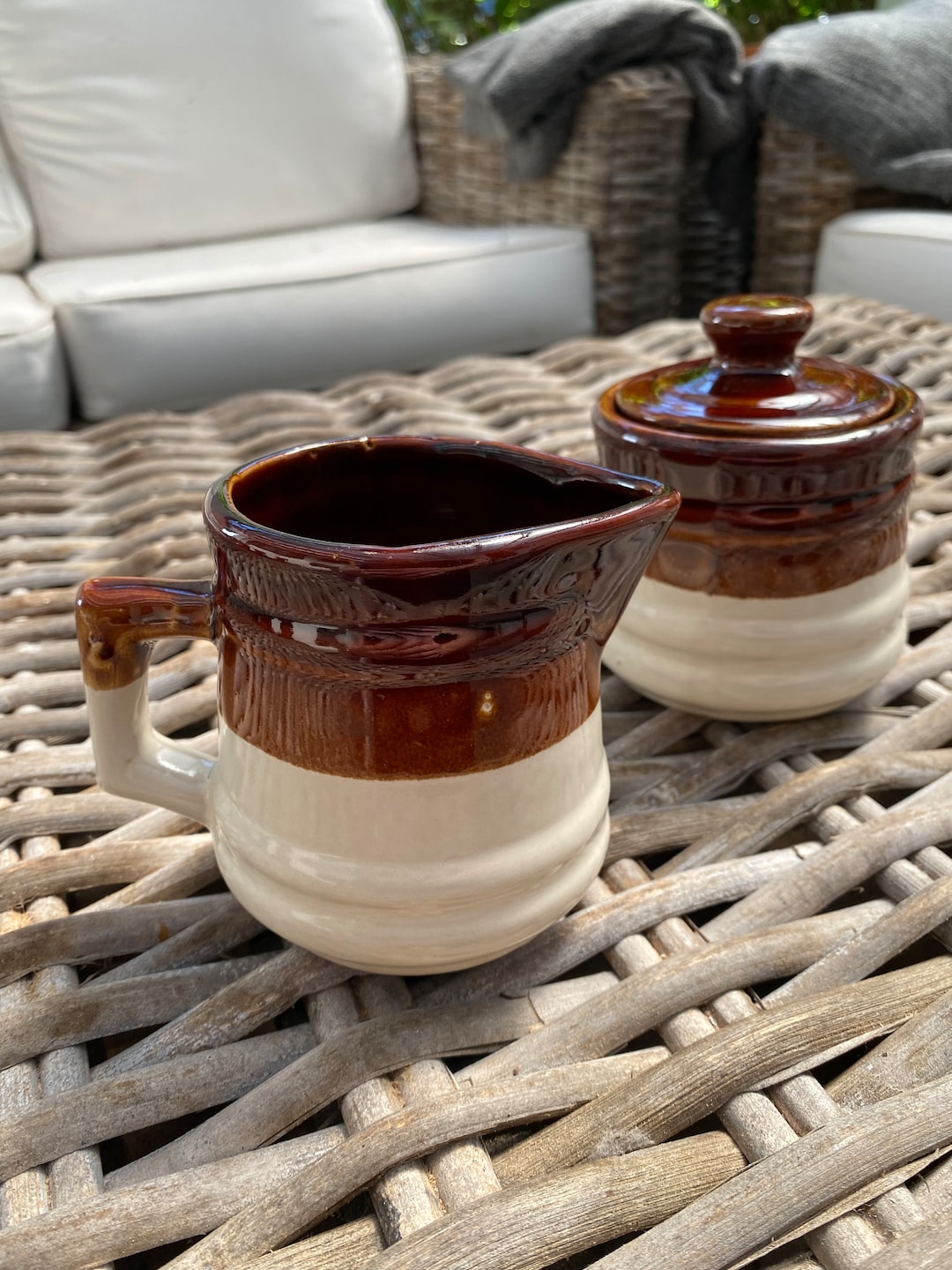 Two-tone Ceramic Creamer & Sugar Bowl Set | Vintage Kitchenware ...
