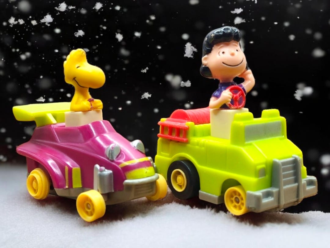 PEANUTS VINTAGE CAR Pull Back Car Pop Mobil. You Choose. Snoopy Peanuts ...