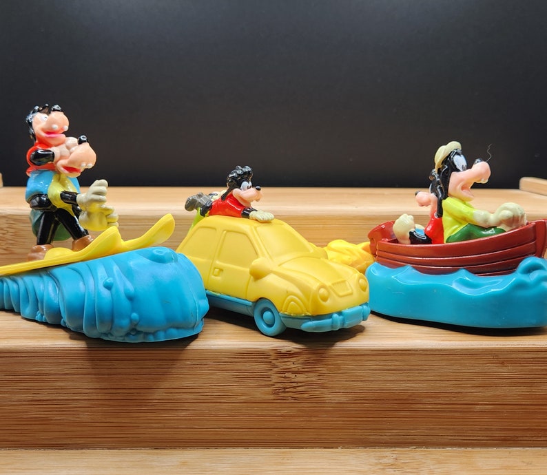 Goofy and Max 1990's Burger King Kids Club, YOUR CHOICE, Water Skiing ...