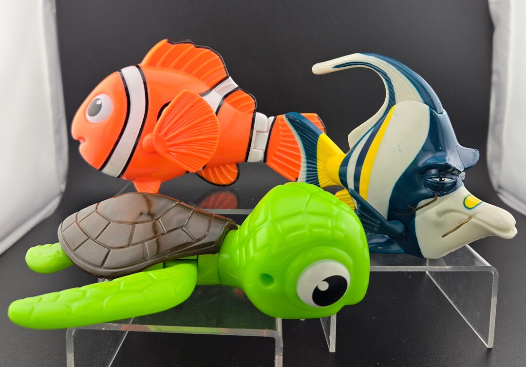 FINDING NEMO Disney Vintage Happy Meal Toys. New (bag Open). Turtle of ...