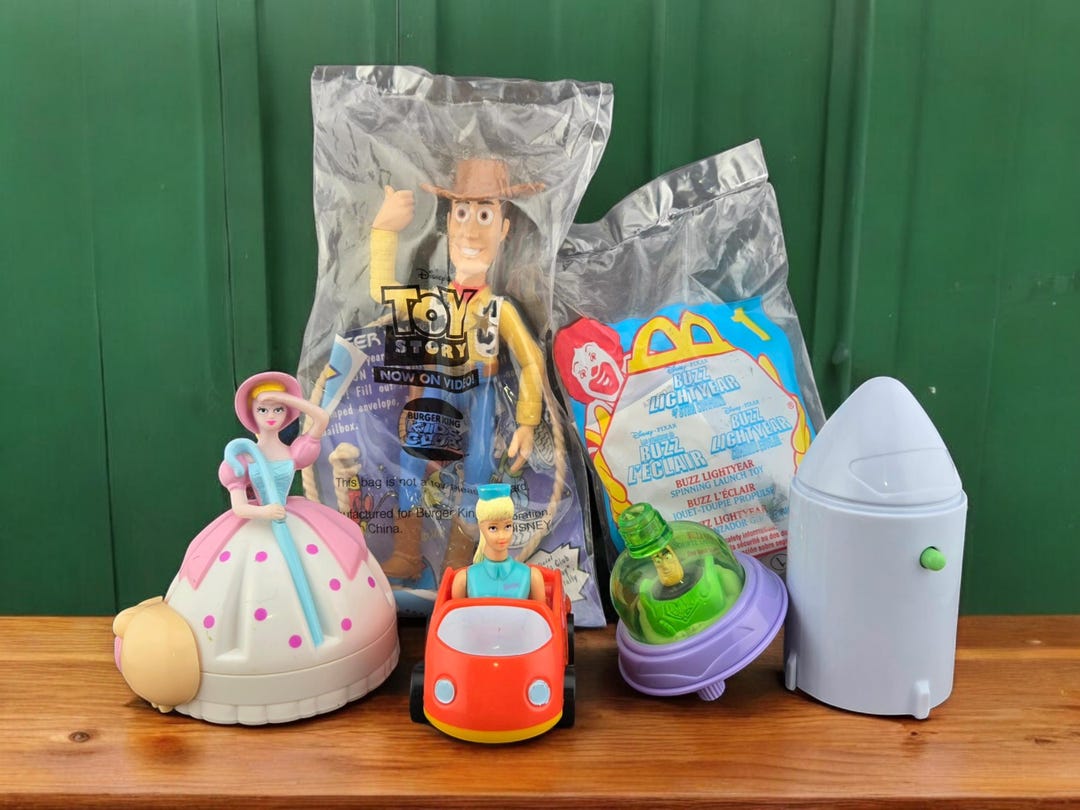 TOY STORY Collectible Figure. Bo Beep, Barbie Car Guide Buzz Lightyear ...