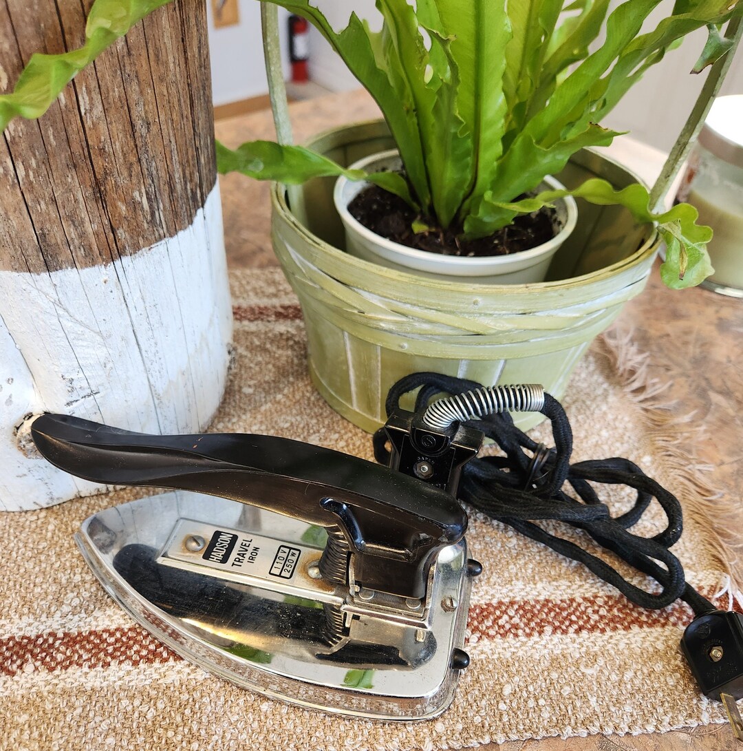 Vintage HADSON Travel Iron – 1950s Chrome Folding Handle Iron – 110V ...