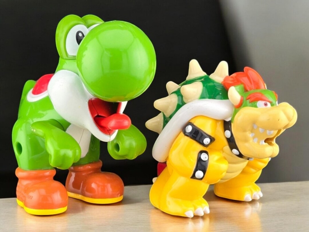 BOWSER or YOSHI Super Mario Bross, Nintendo Collectible. Mcdonalds ...