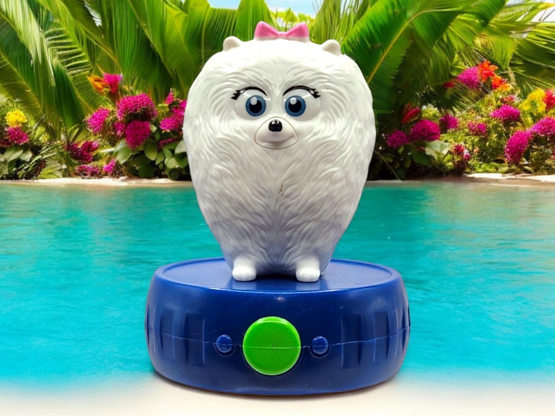 GIDGET , Secret Life of Pet 2, Universal Picture, 2019 Mcdonalds Happy ...