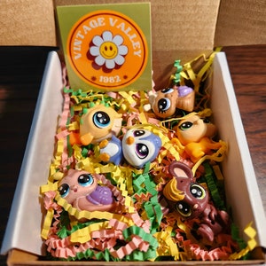 LITTLEST PET SHOP Collectible Animal Figure. Snail 223 and 23, Mouse ...