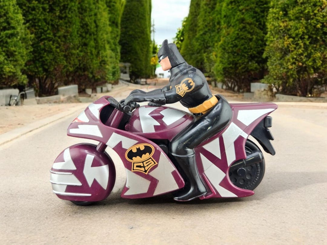 1992 BATCYCLE BATMAN Animated Series Crime Squad. Kenner, DC Comics. 6 ...