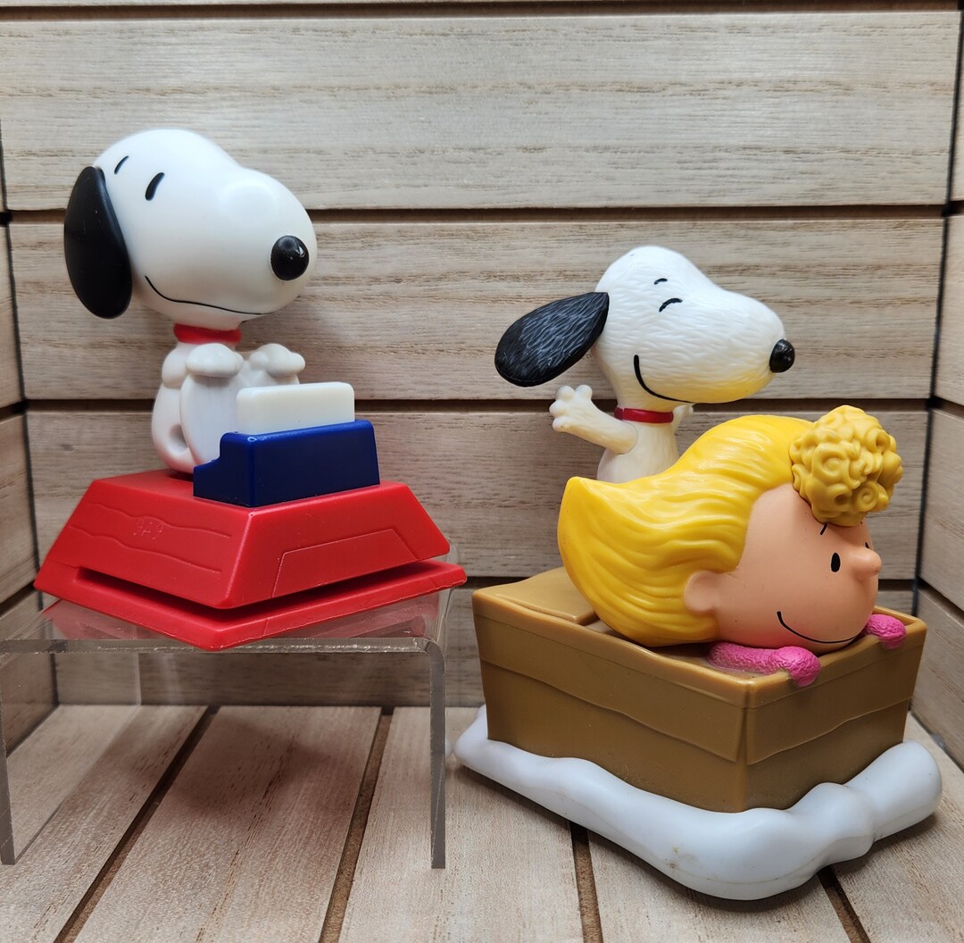 SNOOPY MCDONALDS FIGURE Happy Meal Toys, 2015, 2018. Individually or ...