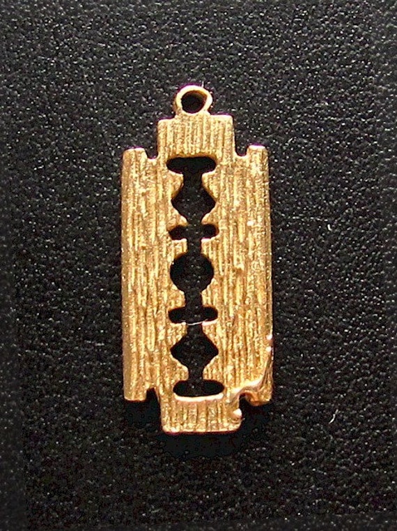 Diecast 2001 razor blade - Gem