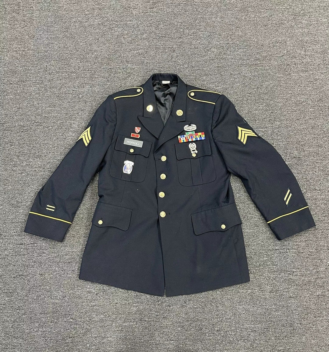 De Rossi & Son U.S. Army Blue Sergeant Jacket With Badges and Medals ...