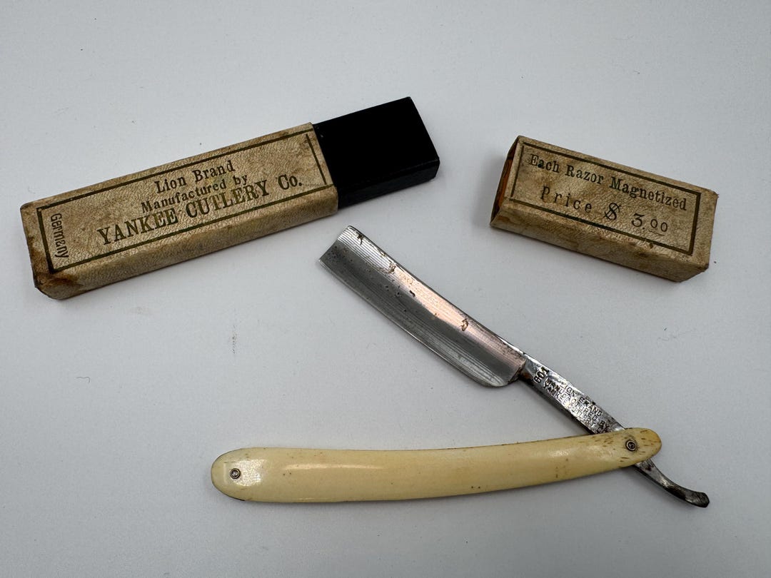 Antique YANKEE CUTLERY Straight Razor Lion Brand Original Box Germany ...