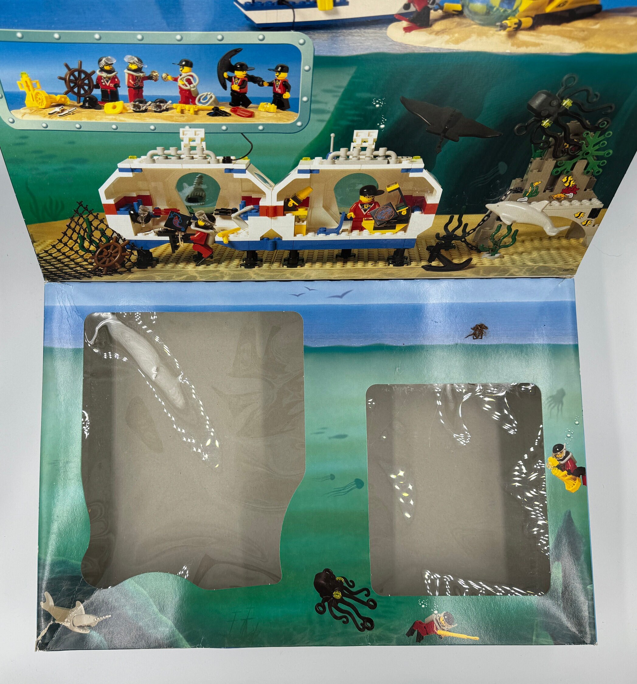 1997 Lego Set 6441 DEEP REEF REFUGE 100% Complete With Box and ...