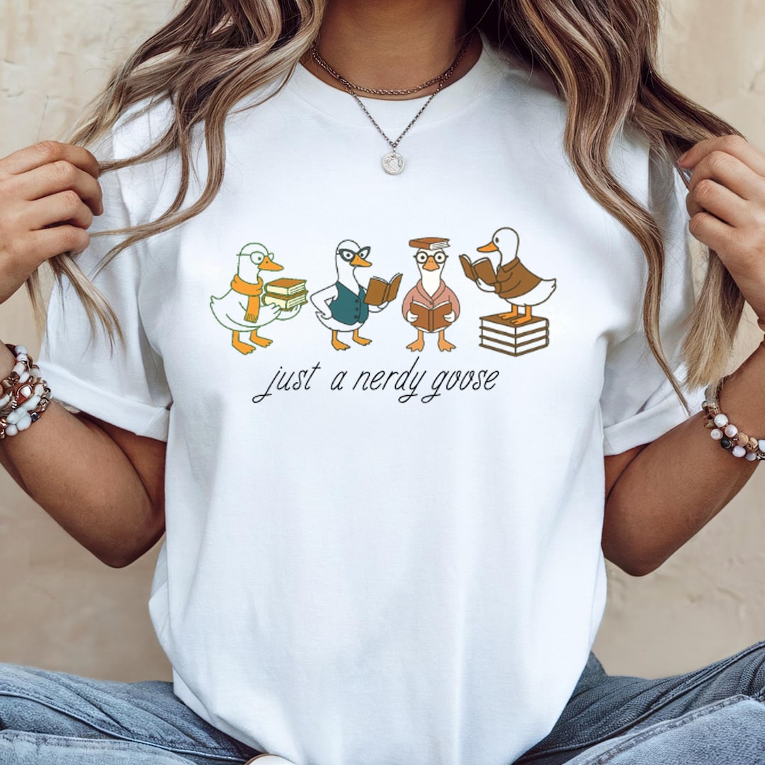 Nerdy Goose With Books PNG | School Sublimation Graphic (digital ...