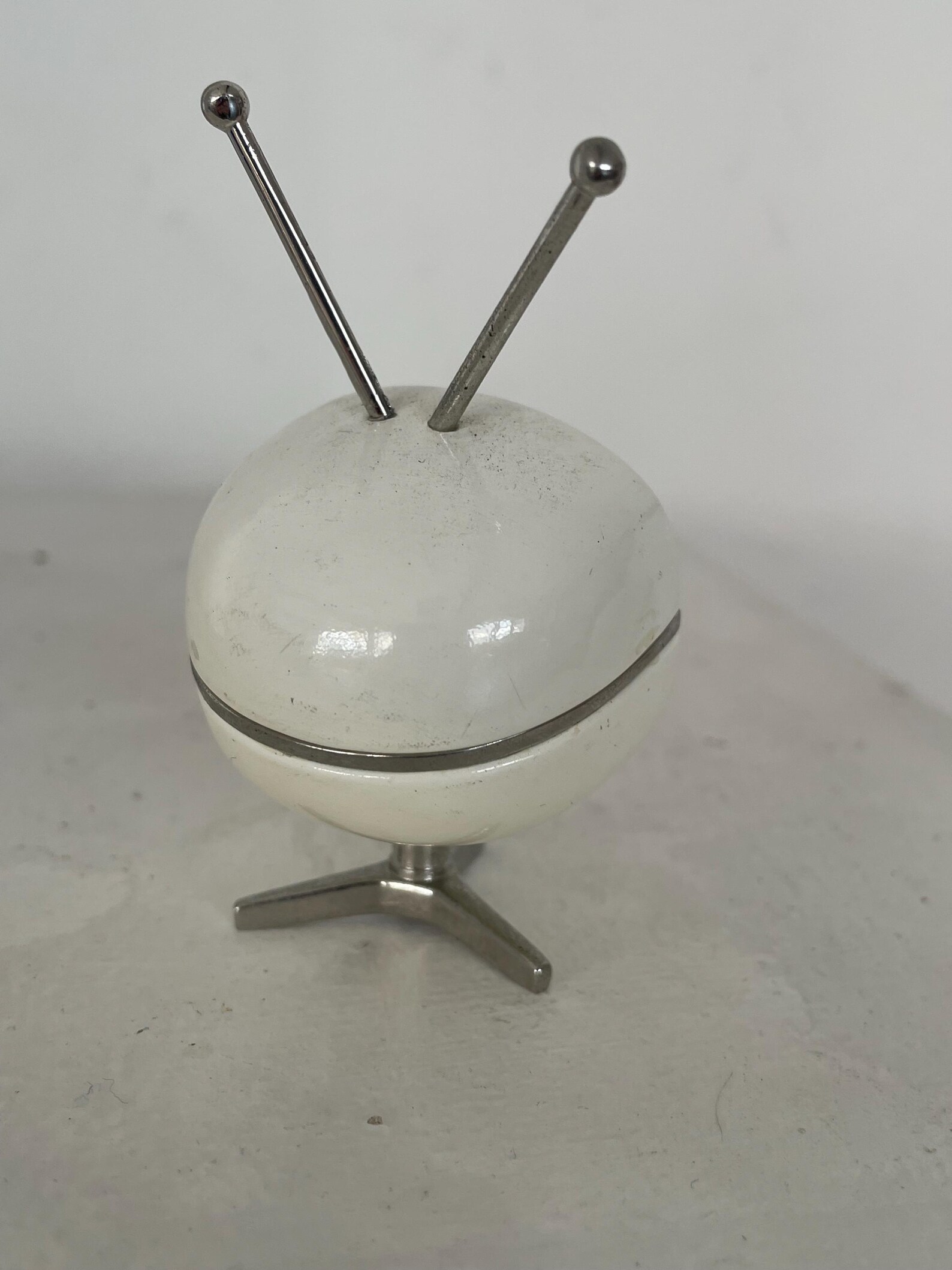 Vintage Miniature Japanese Quartz Television Desk Clock - Etsy