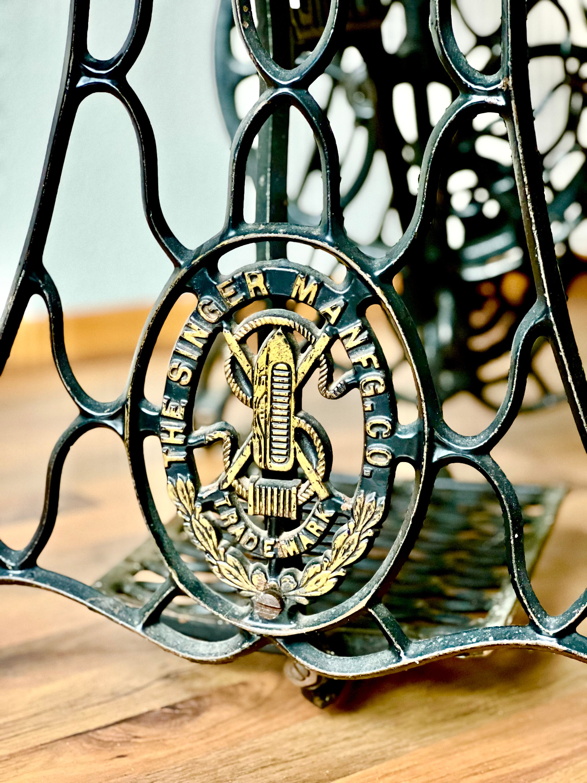 1920 Singer Model 15K Sphinx Singer 15, Antique SINGER Sewing Machine ...