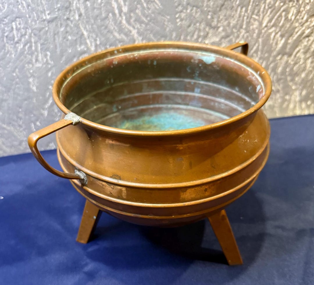 Large Handmade Copper Cauldron Pot on Three Wrought Iron Legs With ...