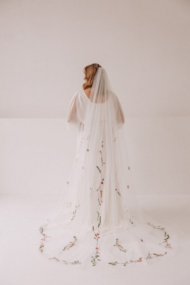 Delicate White Long Wedding Veil Embroidered Flowers, Bridal Flower ...
