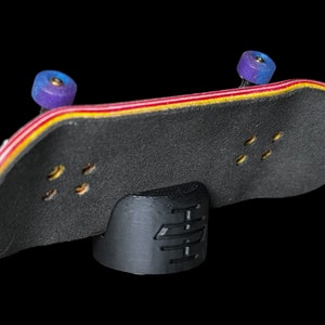 Mini Fingerboard Stand! for Vertical and Horizontal Display - 1 Stand ...