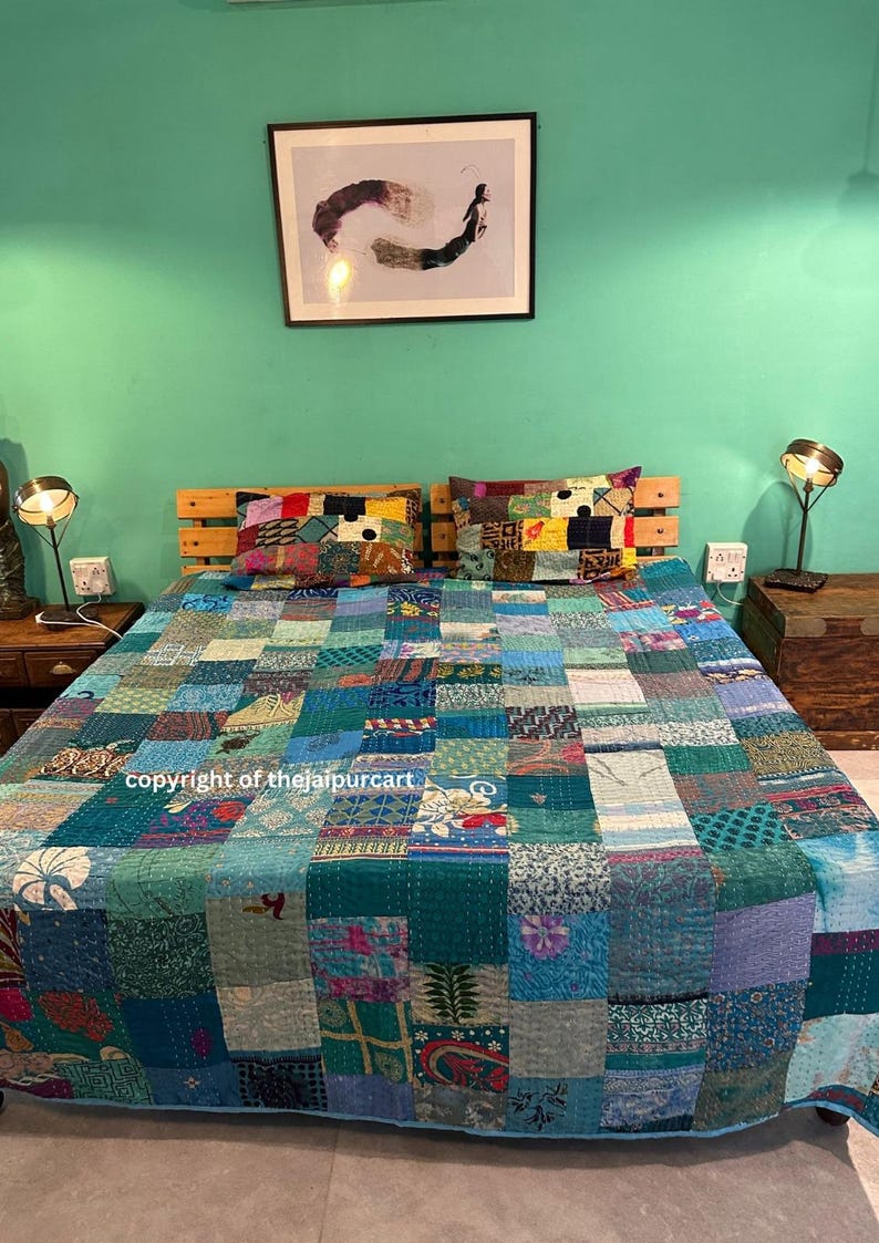 Sofa Cover, Couch Blanket Throw Kantha Quilt Decorative Vintage Silk ...