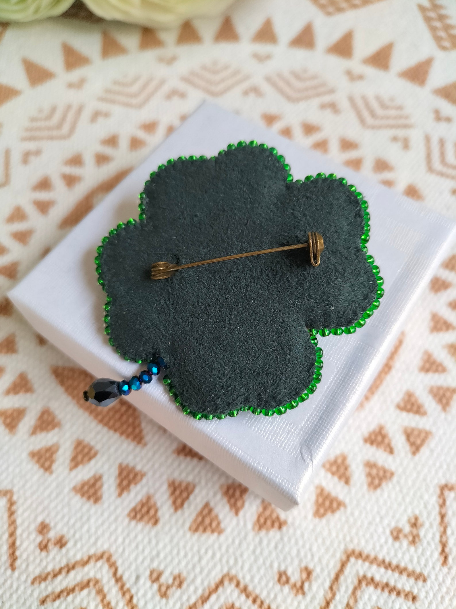 Four Leaf Clover Lapel Pin - Good Luck Charm - Etsy