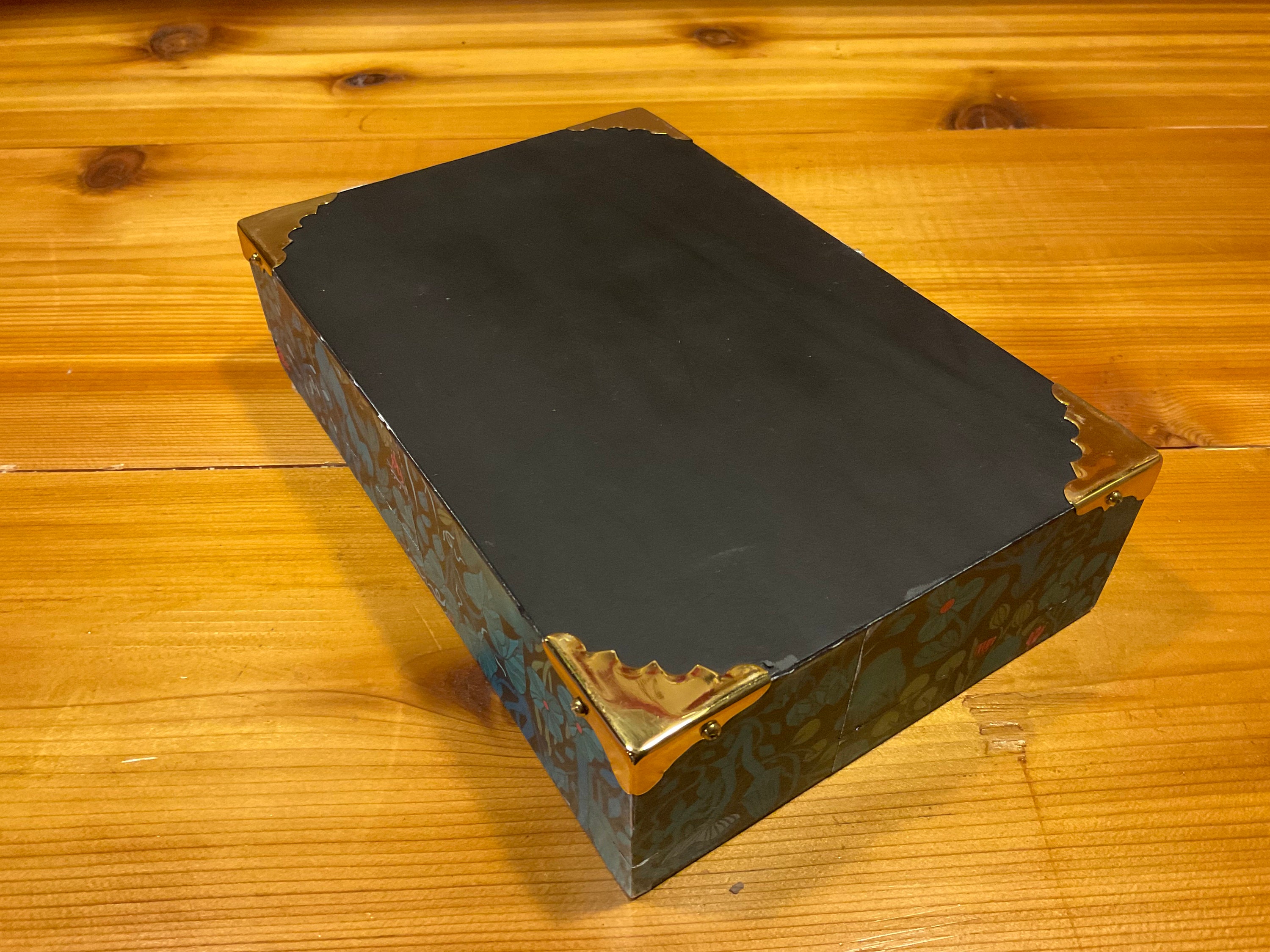 Asian Dinner Gift Set Wood Cigar Box Leatherbrass Feet4 - Etsy