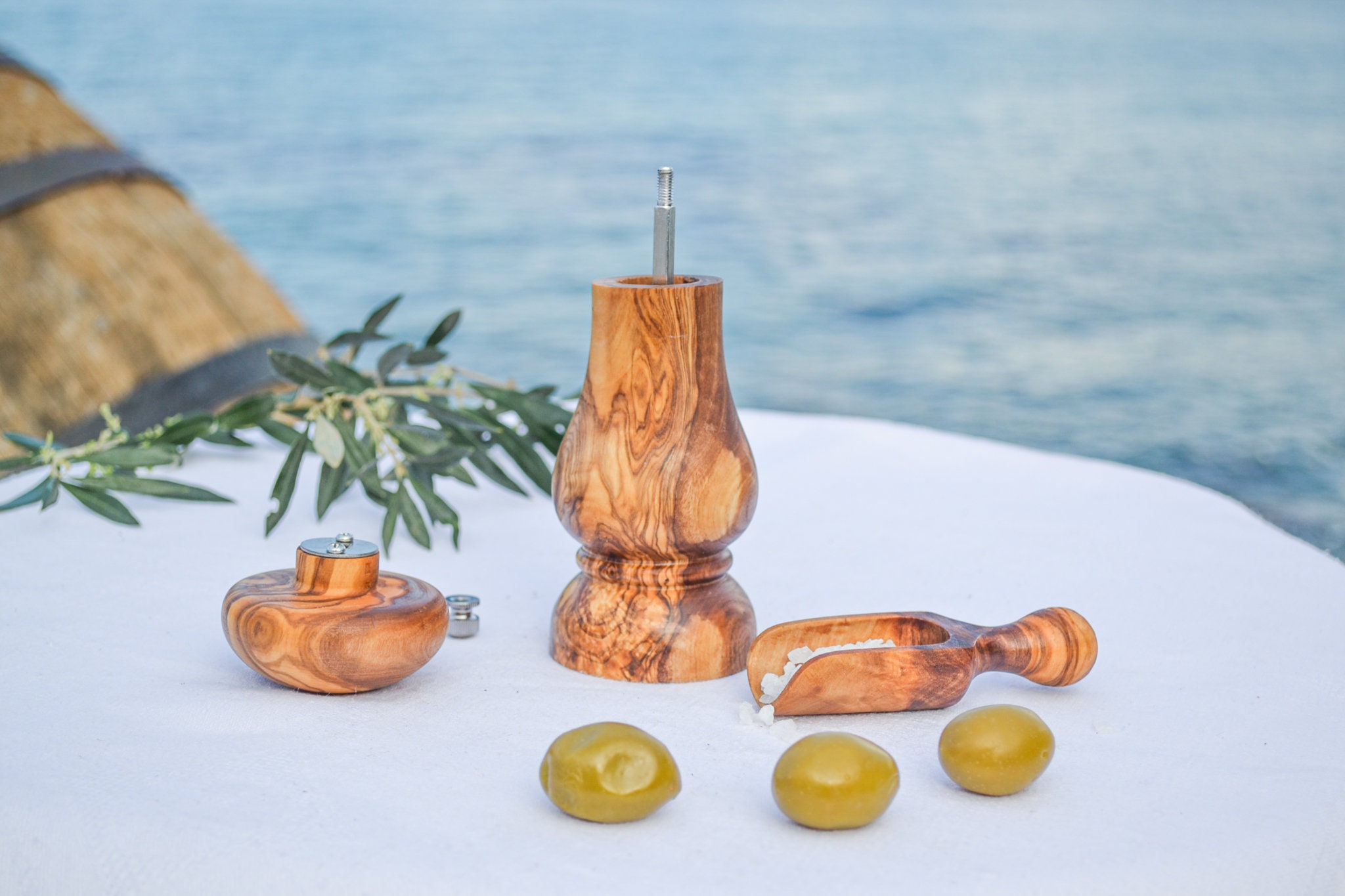 Salt and Pepper Grinder Set, Olive Wood Grinder, Olive Wood Pepper Mill ...