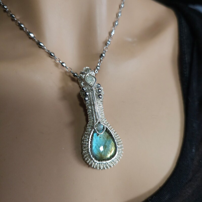 Earthy Jewelry - Etsy