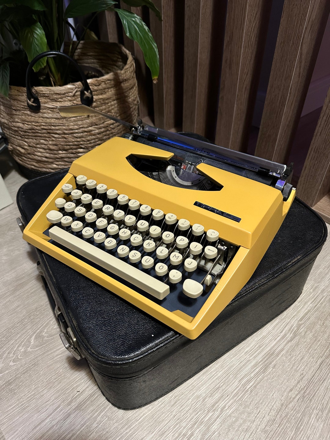 Adler Tippa Typewriter Yellow Typewriter Old Typewriter Working ...