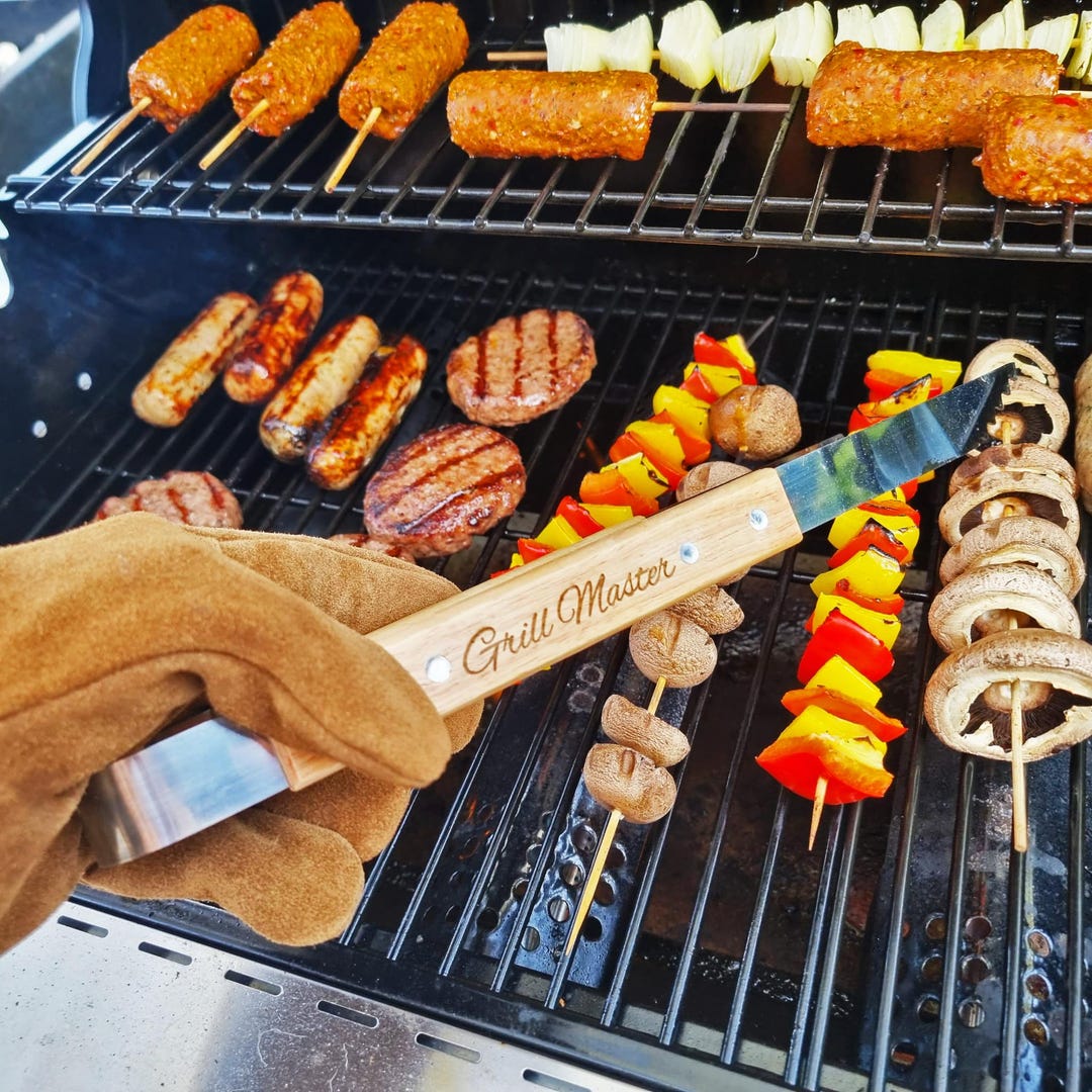 Customised Laser Engraved BBQ Grill Tools Gift Set Including Spatula ...