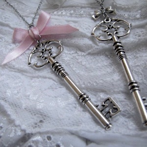 Secret Key & Bow Stainless Steel Chain Necklace - Etsy