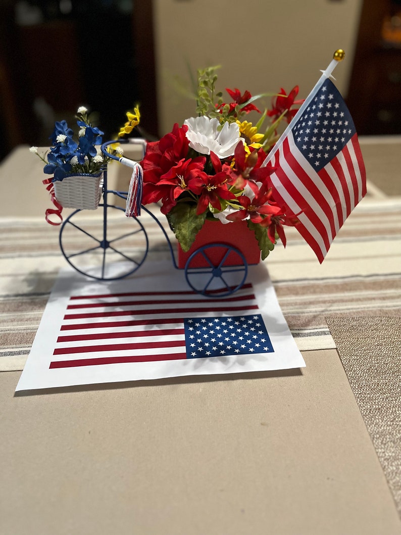 Celebrate America Bicycle Floral Arrangement - Etsy