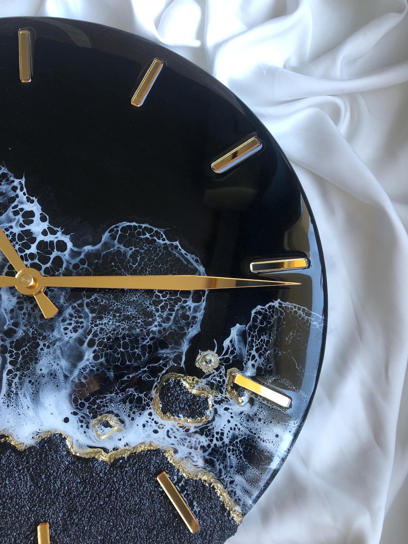 Black Sea Resin Wall Clock| Resin Art| Resin Wall Clock| Ocean Clock ...