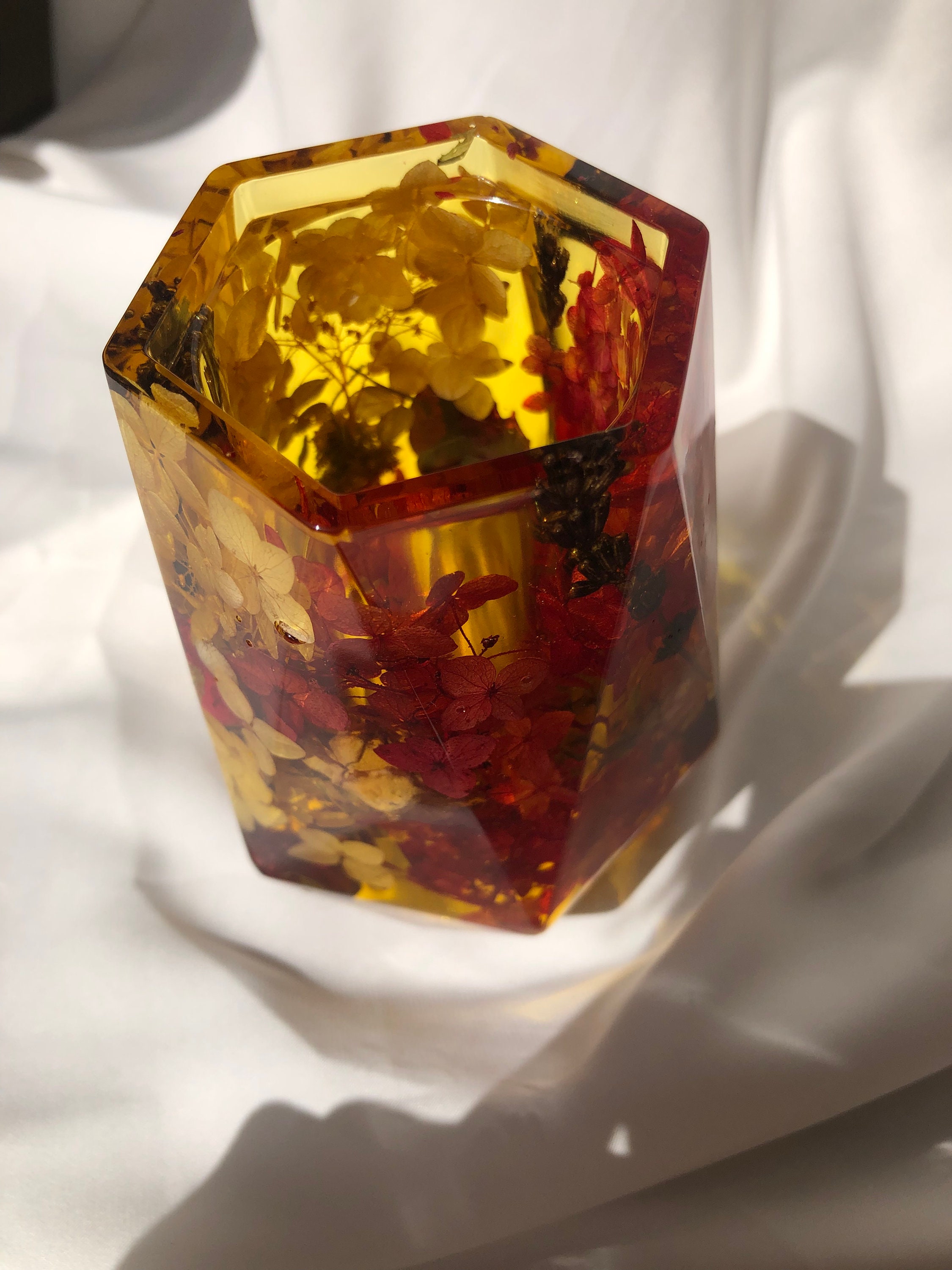 Mini Epoxy Resin Vase With Dried Flowers Vase Resin Vase Handmade Vase ...