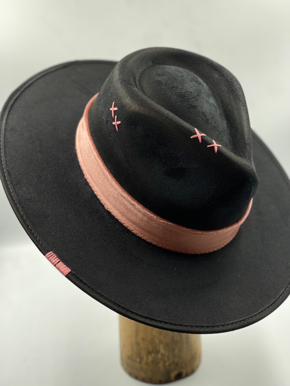 Boho Hat, Fedora Hat, Ecco Suede, Desert Hat, Black and Salmón. - Etsy