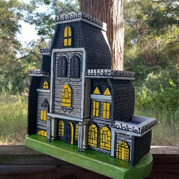 Addams Family House - Etsy