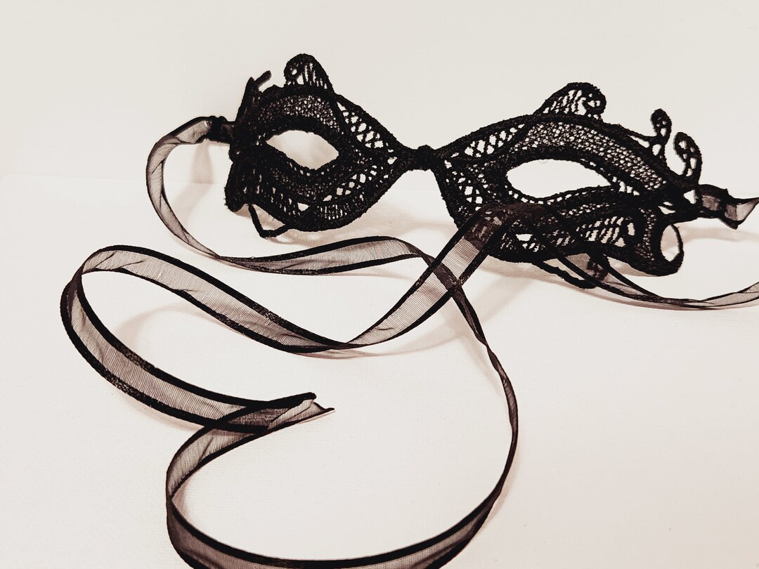 Black Lace Masquerade Style Mask - Etsy