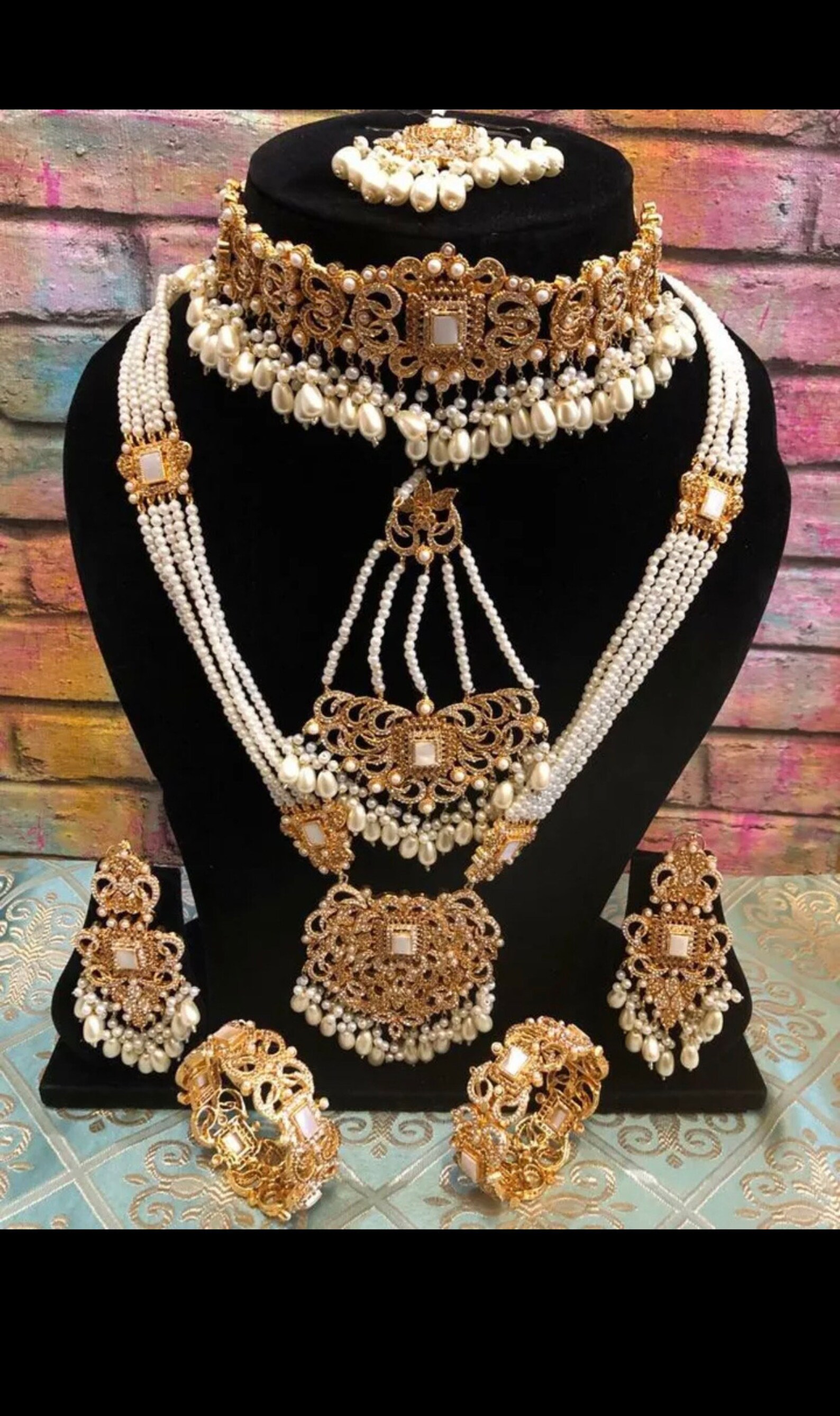 Indian Pakistani Bridal Gold and White Wedding Jewellery Set With Mala ...